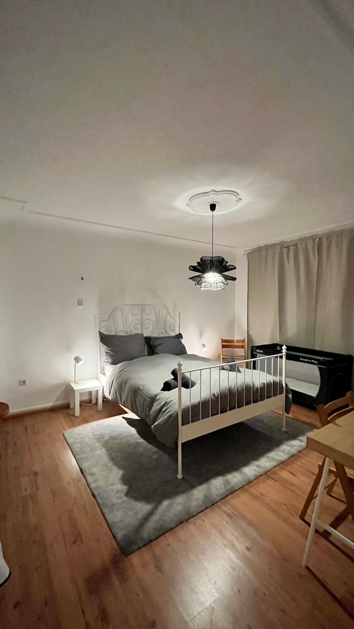 Stayhere 4: 2 Zimmer, Küche Garten, Vollbad Kicker - Schenefeld