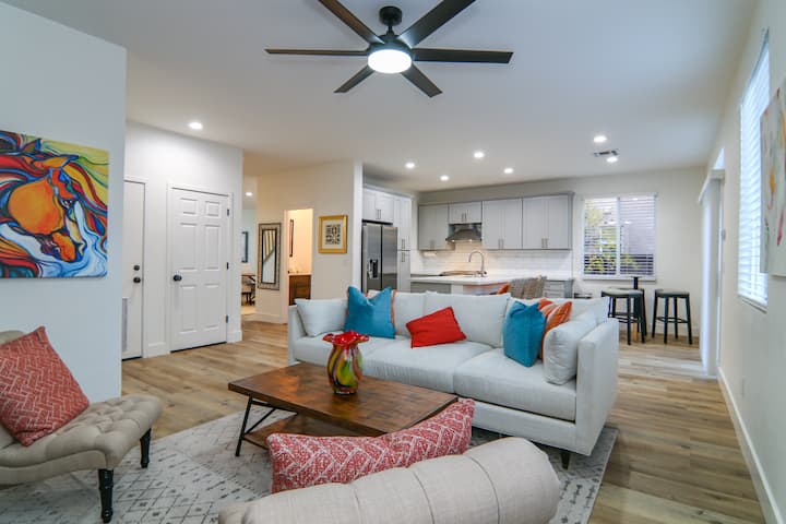 Twelve Bridges Getaway - Rocklin, CA