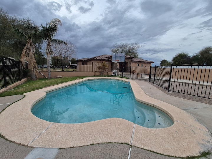 Cardinals Way Casita - Glendale, AZ