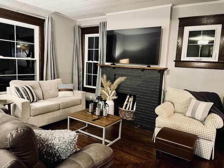 The Urban Farmhouse Oasis - Akron, OH