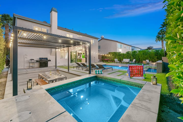 The Headliner:private! Game Room! Festivals! - Coachella, CA