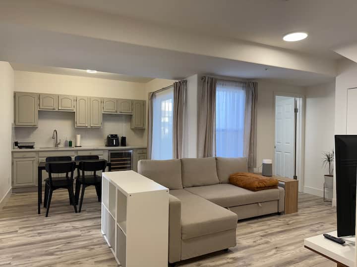 Modern 2bd W Garage, Bart Access To Sf & Airport - Daly City
