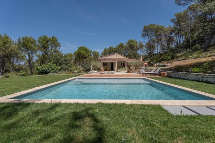 Spacieuse Villa Climatisé Avec Piscine - Bouc-Bel-Air
