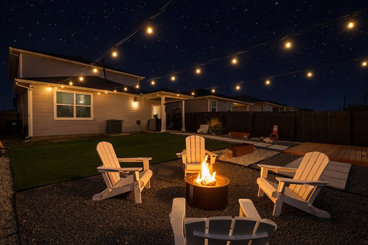 The Ember Home • High Ceilings • Fireplace - San Marcos, TX