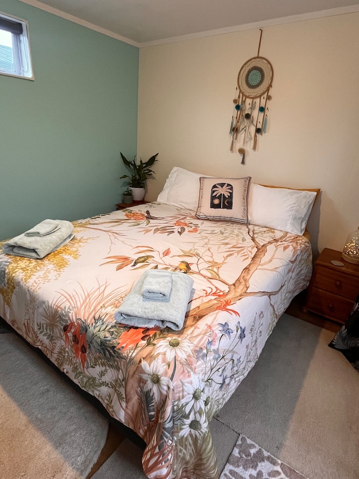 Rimu Room: Sunsets On Harbour - Whitianga