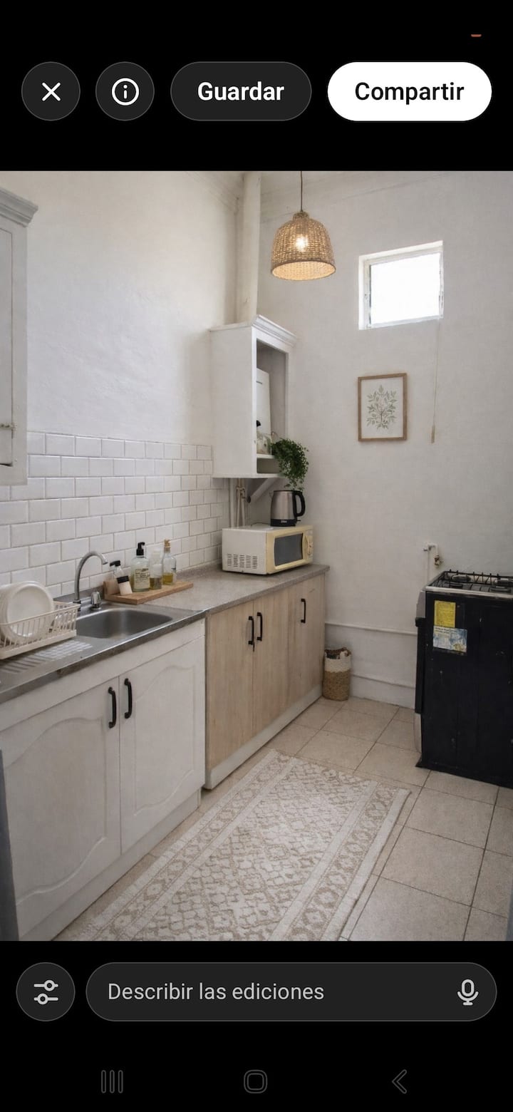 Habitación Casona Tercer Piso En Valparaíso Max 4p - Valparaíso