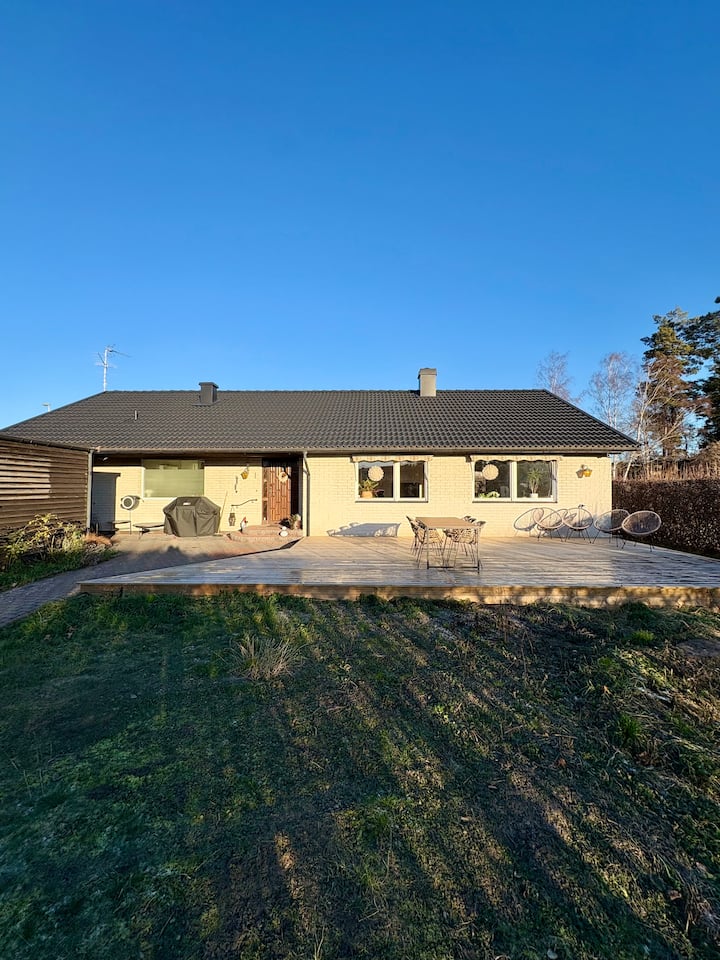 Large Family-friendly Villa - Linköping