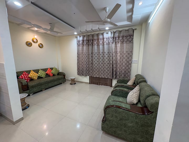 Triplex 4 Bhk At Prime Location Opp. Aura Mall - Bhopal