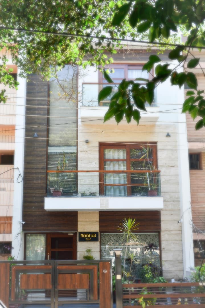 Raahat Stays 38-luxe 3bhk |Exclusive & Independent - Chandigarh