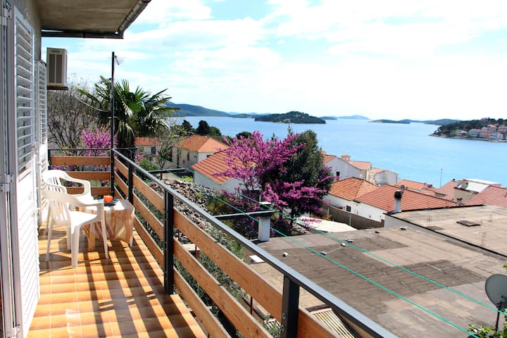 2 Bedroom Seaview Apartment In Tisno (4+0) - Tisno