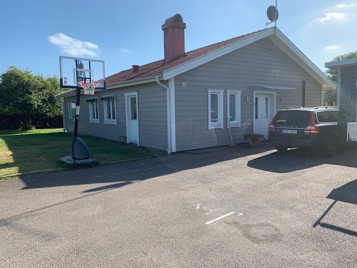 Enplanshus Med Uteplats - Kungsbacka