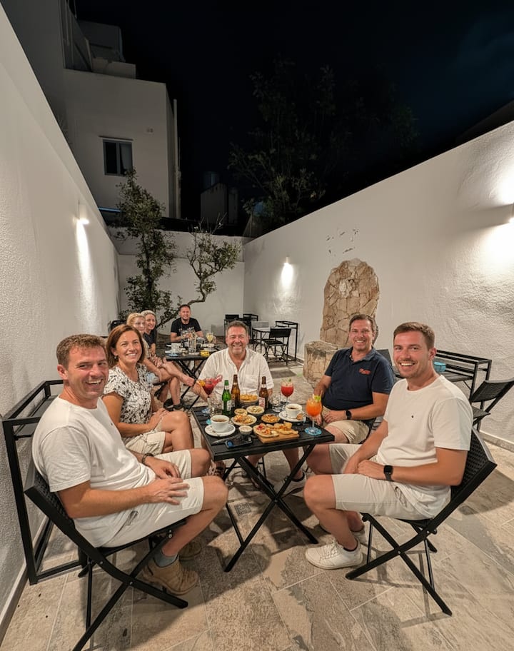 Single Bed In Mixed Dorm - Hostel Lourdbed - La Valette