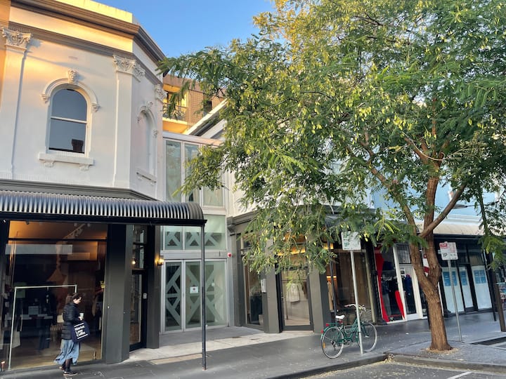 In The Heart Of Greville Street - St Kilda