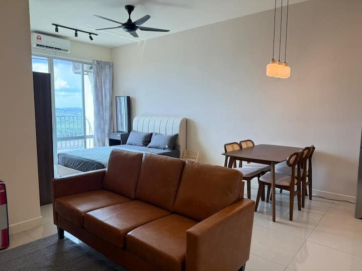 Modern Minimalist Studio 3 Pax | Utm | Paradigm - 士姑來