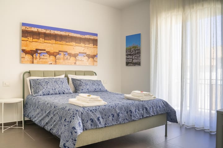 Camera Enjoy - Paestum