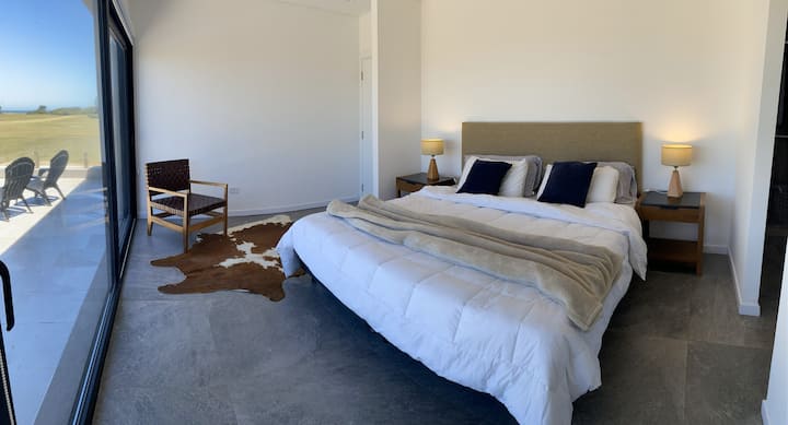 Maison moderne sur terrain de golf avec vue sur l'océan - Maisons à ...