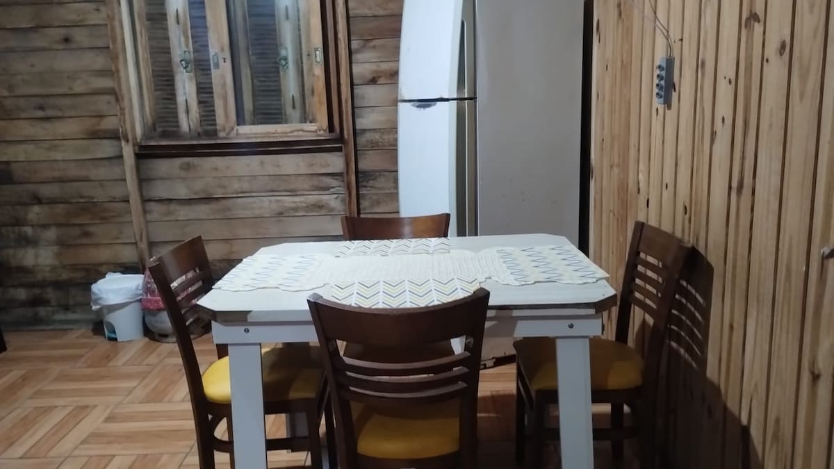 casa com pátio no bairro arco iris. - Maisons à louer à Capão da Canoa ...