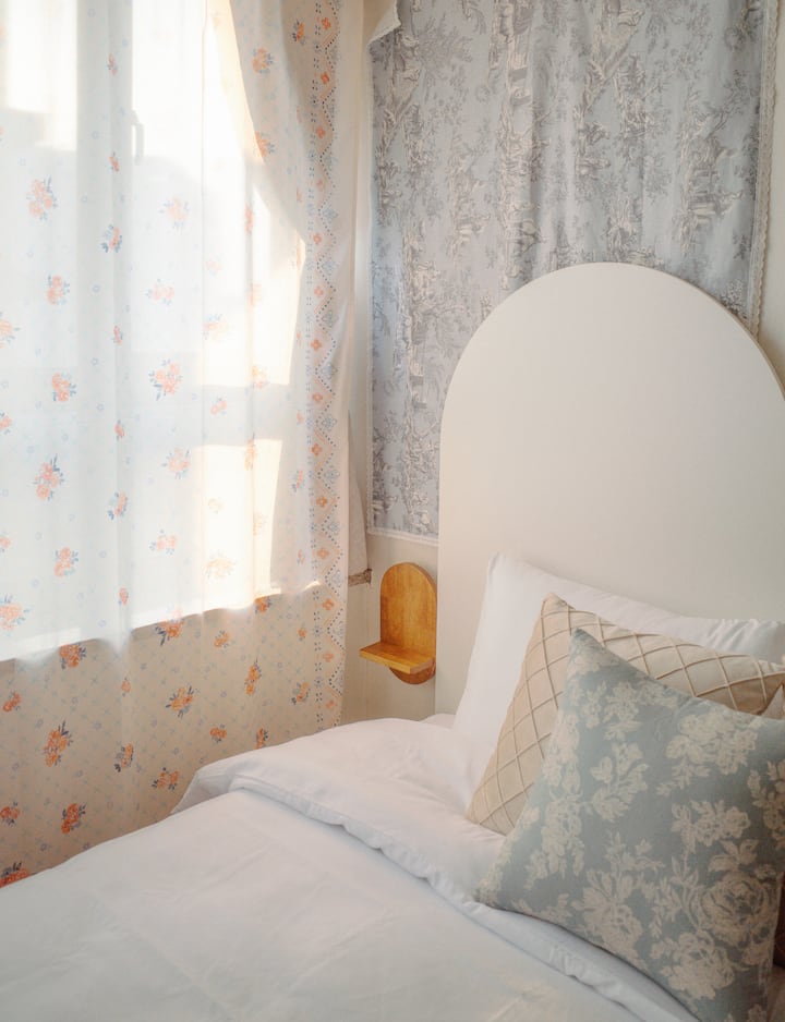 [City View]신촌역1분 홍대역 지하철2분 엘리베이터있음 - Seoul