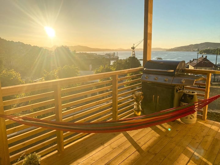 Moderne, Sentralt Og Romslig Plass. - 베르겐