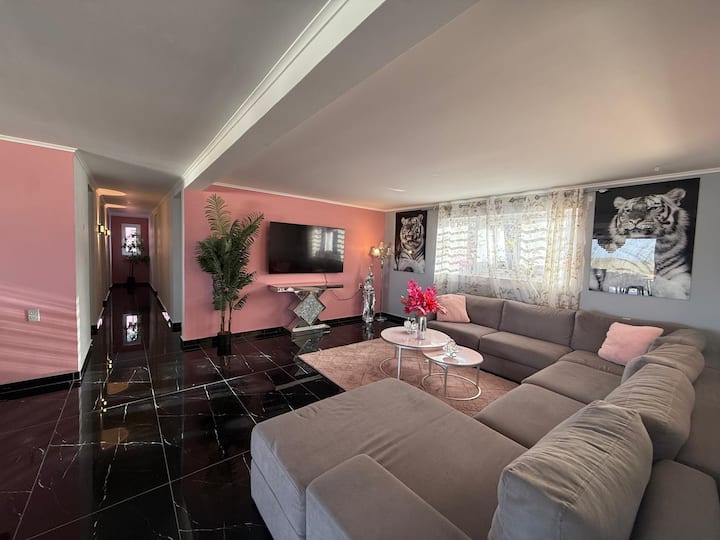 Barbie’s Caribbean Dream House - Curaçao