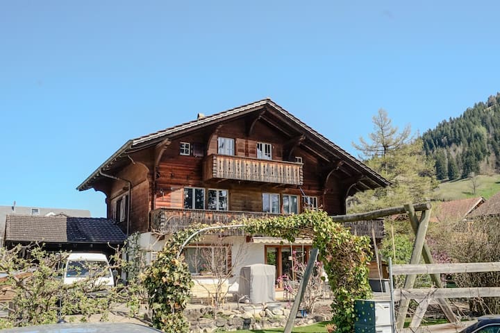Familienwohnung Mit Schönem Bergpanorama - Kiental BE