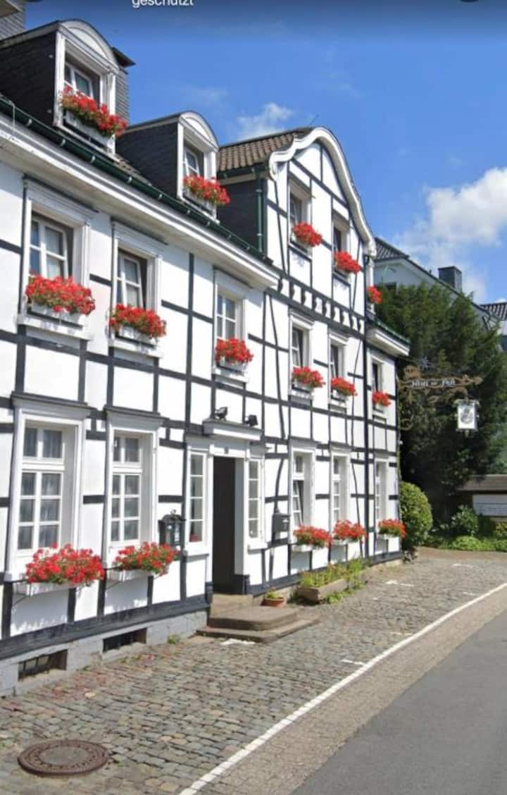Hotel Zur Post Dabringhausen - Odenthal