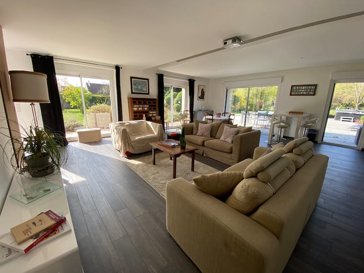 Maison Spacieuse Entre Jardin & Forêt En Champagne - Marne