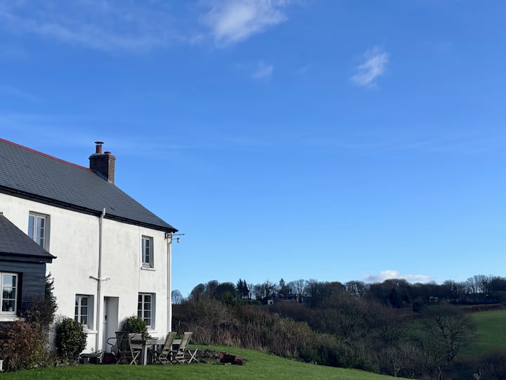 Low-tech Remote Cottage North Devon - Clovelly