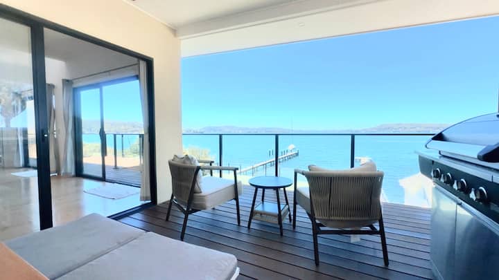 Jetty House Koolewong | Grand Single-level Living - Central Coast