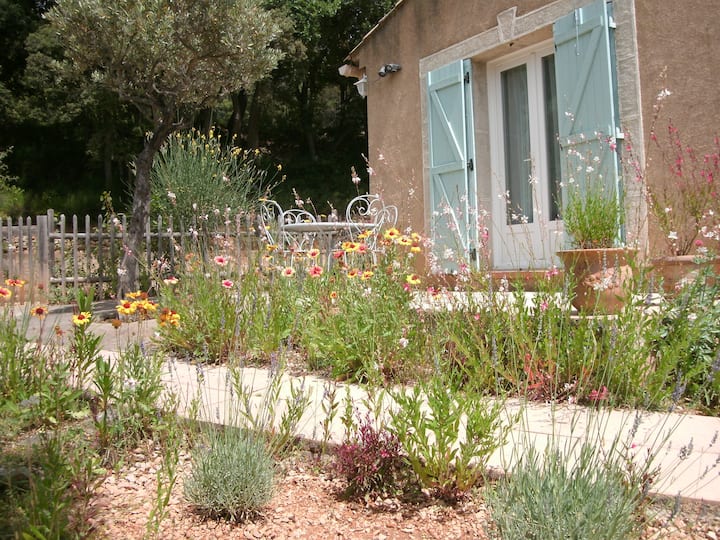Calme Et Verdure En Provence - Bauduen