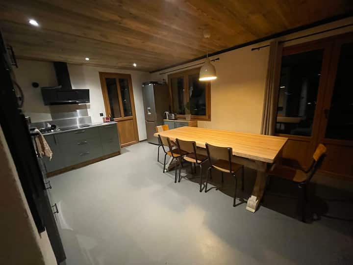 Appartement Proche La Clusaz Le Gd-bornand Annecy - Manigod