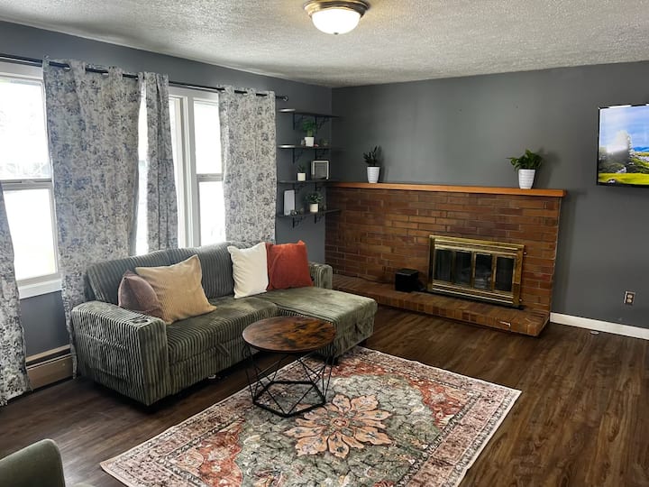 The Ash House - Kenai, AK