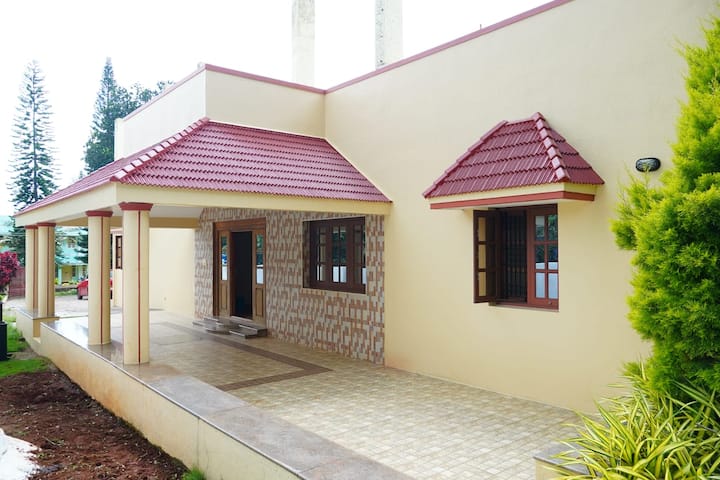 Lakshmi Nivas - A Tranquil Cozy Retreat - Yelagiri