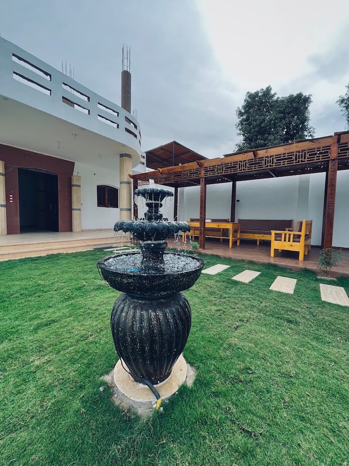 Cozy Villa With Spacious Garden - 樂蜀