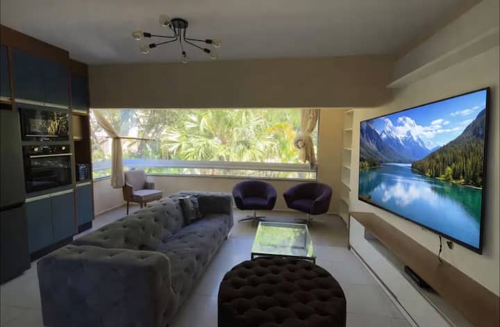 Apartamento Em Jurerê Com 3 Quartos E Jacuzzi - Florianópolis