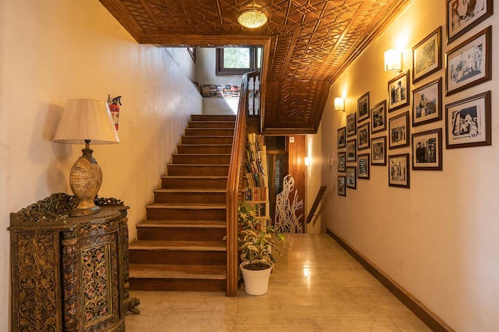 Stayvista | Waterside 4br Villa W/ Bbq & Bonfire - Srinagar