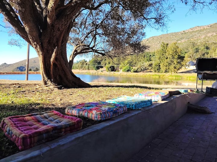 Off-grid Cottage| Mountain Views | Horses & Sunset - Piketberg