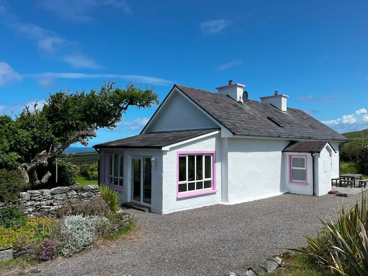 Pink Gate Cottage, Valentia Island, Kerry - County Kerry