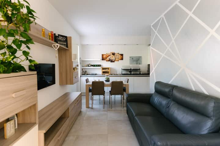 Spina Verde Home- Pool, Jacuzzi, Parking, Golf - Cernobbio