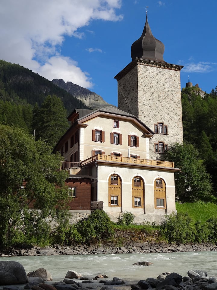 13th Century Tower Flat-2 For Up To 8 Guests - Guarda