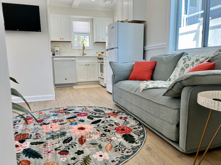 Coastal Cottage Oasis | Beachy & Bright And Cozy - Wildwood, NJ