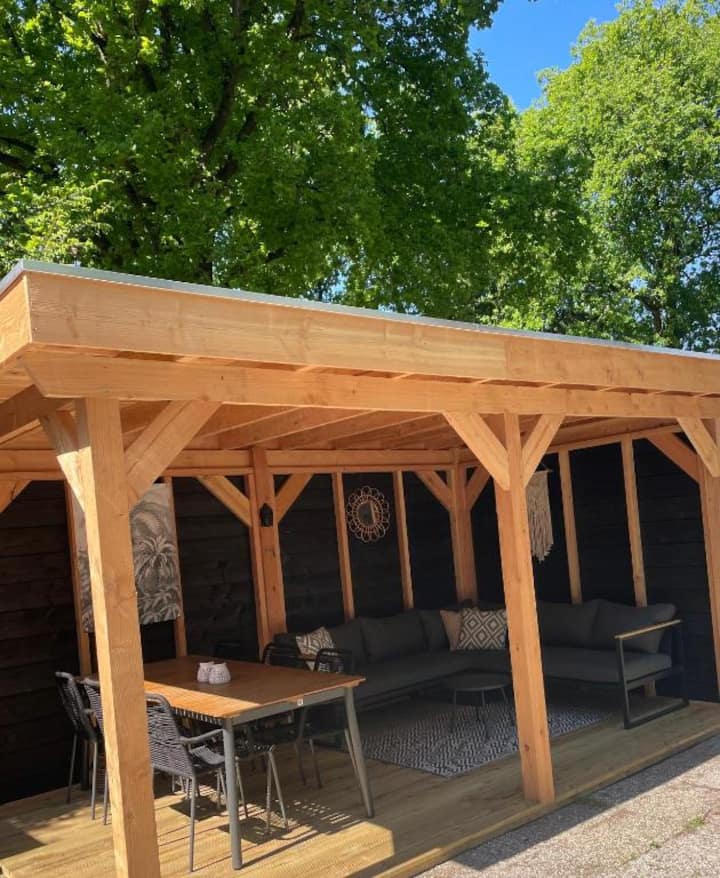 Boslodge 'T Wims, Heerlijke Chalet Met Overkapping - Drenthe