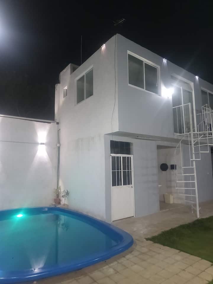 Casa Con áRea Verde, Patio Grande Techado, Alberca - Xalapa