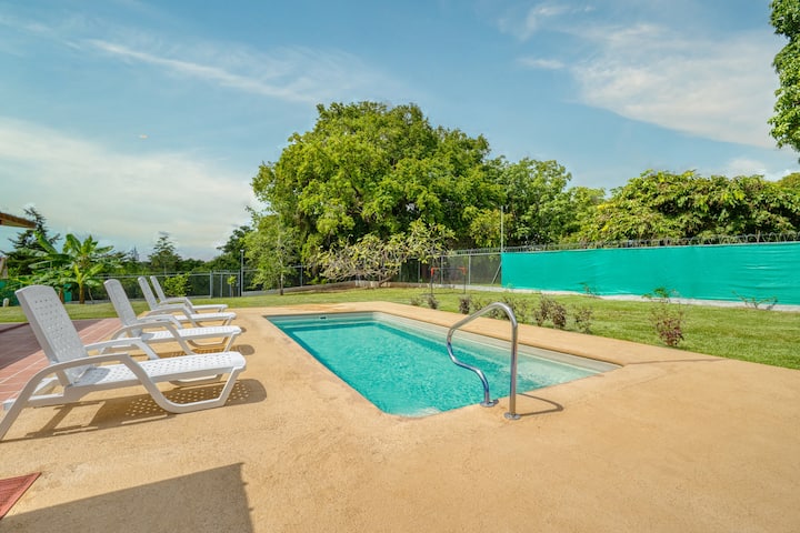 Private 9-guest Villa Near Bijao + Pool & Beach - Panama