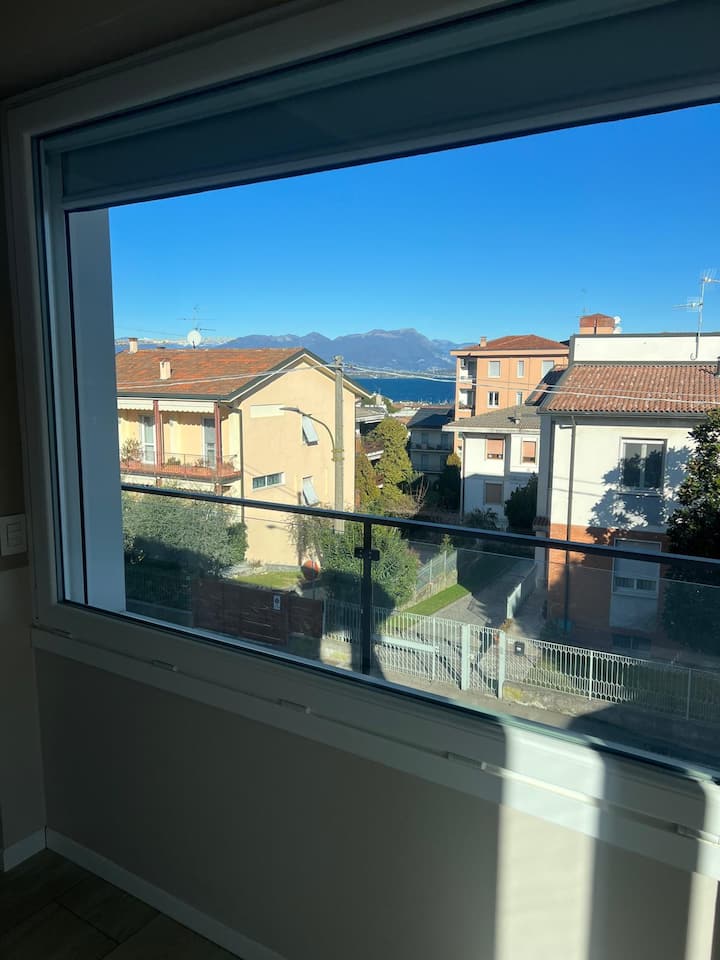 Camera Matrimoniale Vista Lago Con Bagno Privato - Desenzano del Garda