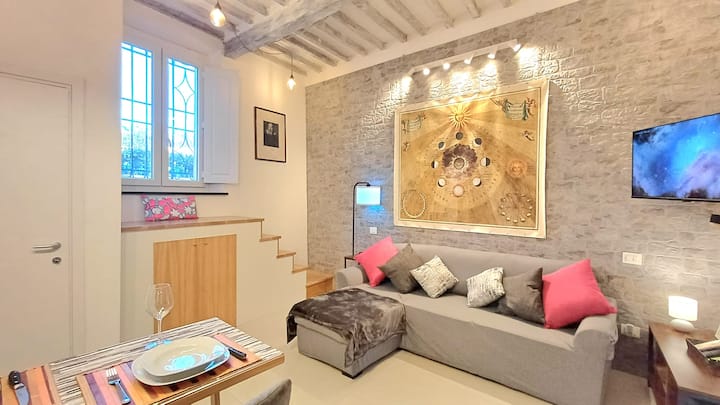 Sc23: A Natural Tilt For Beauty - Pise