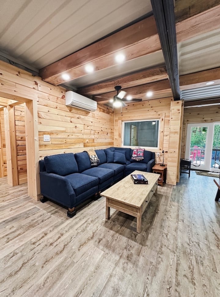 Steel Magnolia Container Home At Lake Anna - Lake Anna, VA
