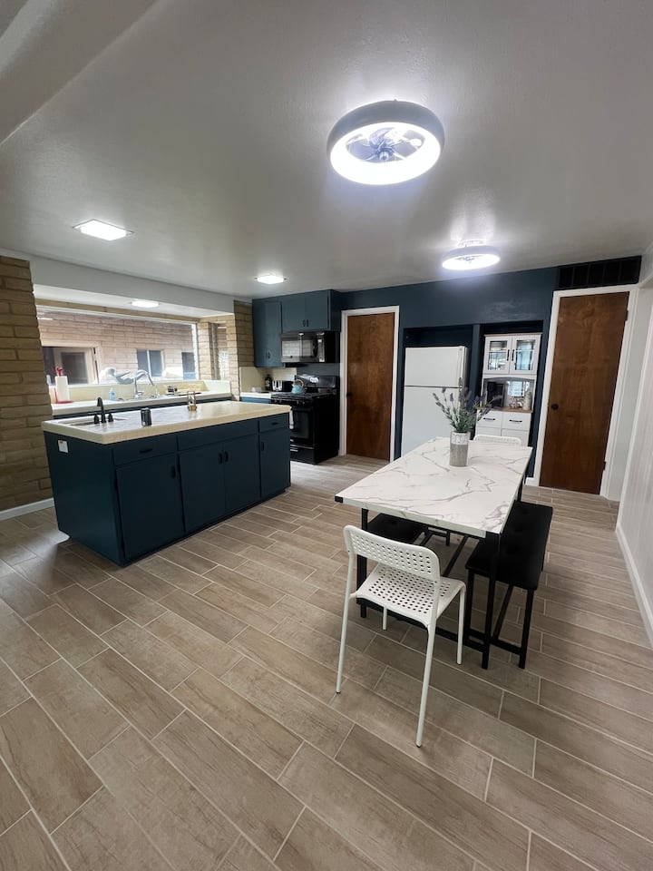 Colorado River House - Bullhead City, AZ