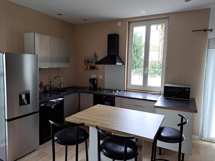 Maison Cœur De Ville Proche De Toutes Commodités - Bourg-en-Bresse