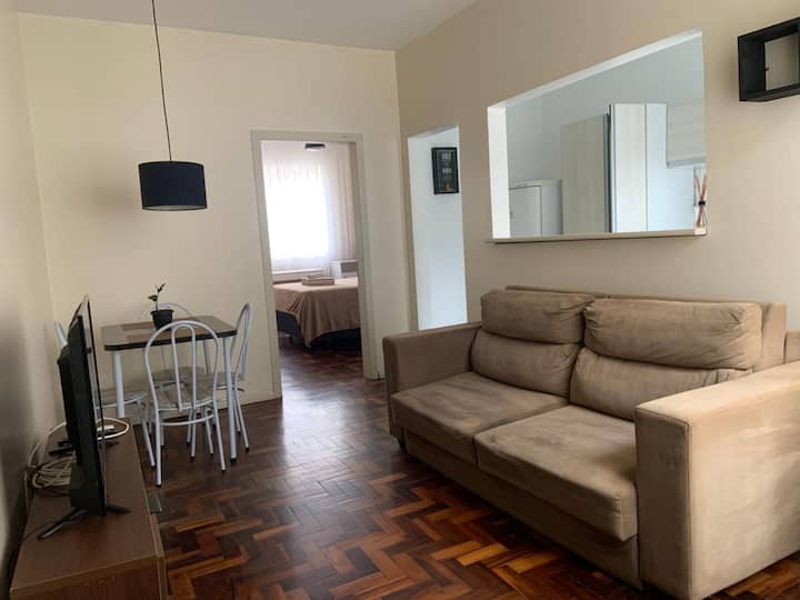 Apartamento Na Cidade Baixa - Porto Alegre